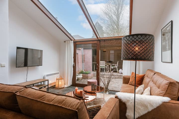 Huswell - Charming Townhouse In Bruges Center - Brujas