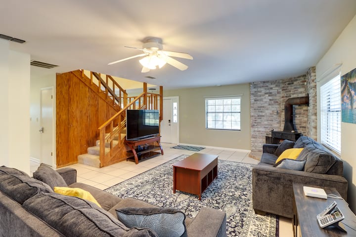 Lake Days & Golf Outings: Summerfield Group Escape - Lake Weir, FL