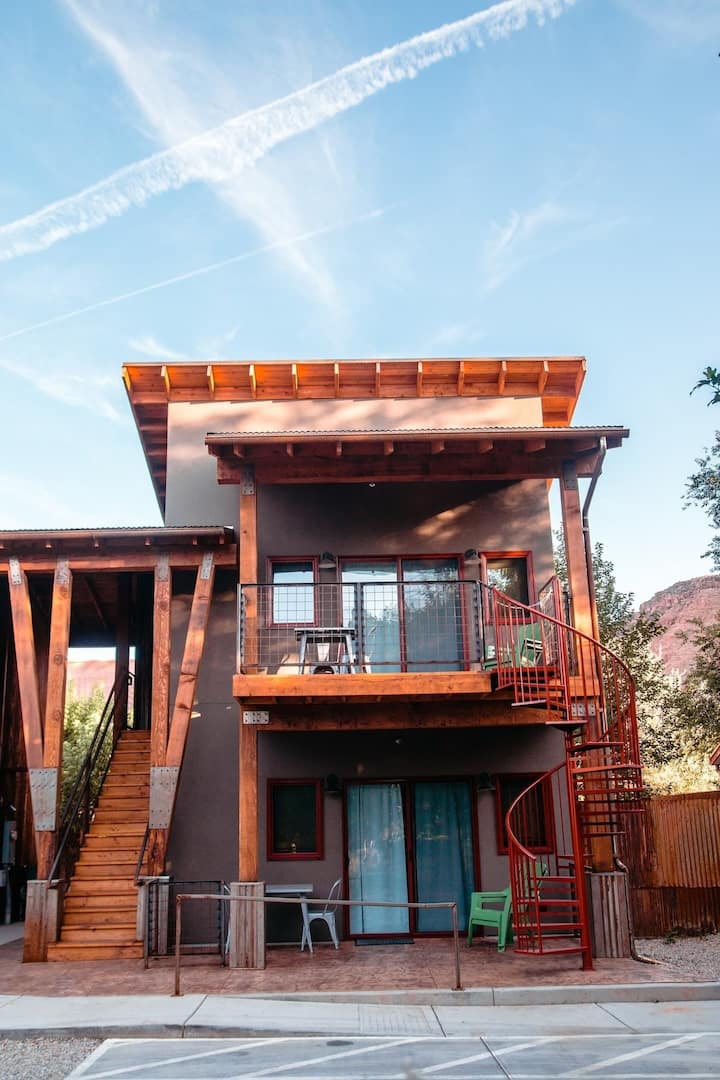 Casa Moab #4 ⁓ In Town ⁓ Outdoor Sauna! - Moab, UT