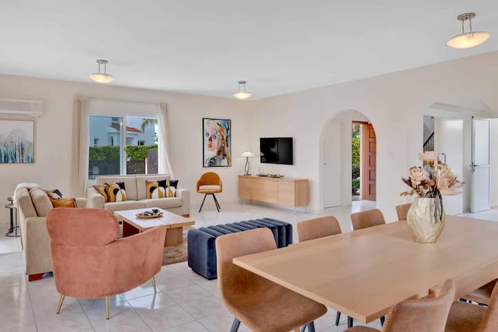 Phaedrus Living: Coral Bay Luxury Villa - Paphos