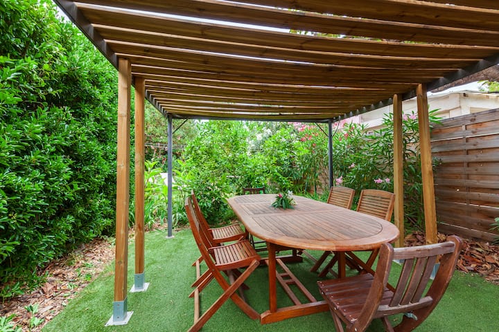 Villa Sam Suffy - 10 Personnes - Toulon