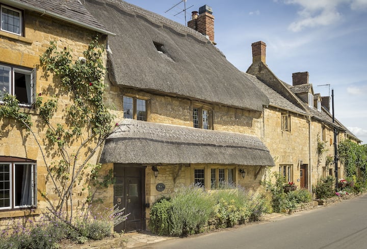 Inglenook Cottage - Chipping Campden