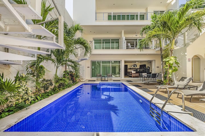 1 Br Condo W/pool. Heart Of Downtown - Isla Mujeres