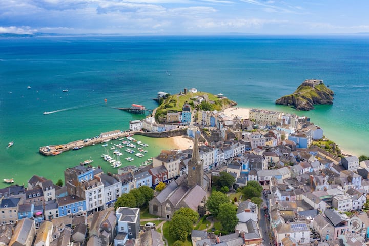 Beachfront Apartment In The Heart Of Tenby - Tenby