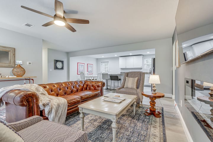 Updated Pensacola Home ~ 7 Mi To Beach! - Brent, FL