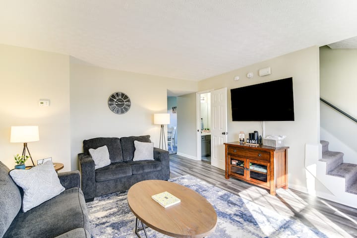 Bowling Green Townhome: 4 Mi To Lost River Cave! - Carousel, Bowling Green