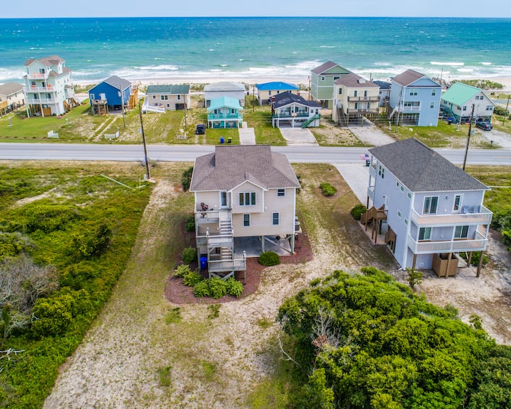 Pelican Palms | Views + Easy Walk To Beach! - Topsail Island, NC