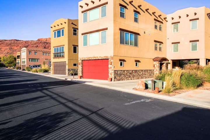 3bd/3ba Luxury Vacation Home M21 - 拱門國家公園