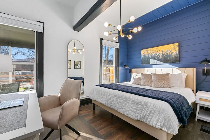 Old Town Retreat W/ Hot Tub – Steps From Csu! - Warren Lake, CO