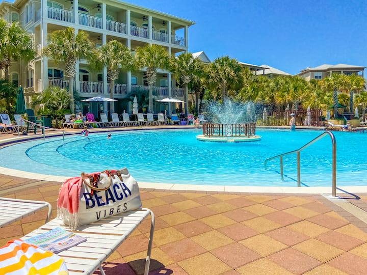 Deeded Beach Access, Resort Pool, 4 Bikes, Tram - Florida Panhandle, FL
