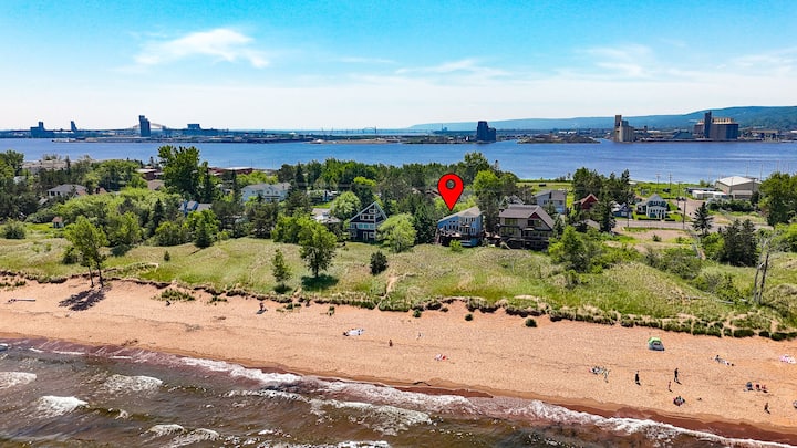 North Coast Escape | Beach Access | Near Downtown - Duluth