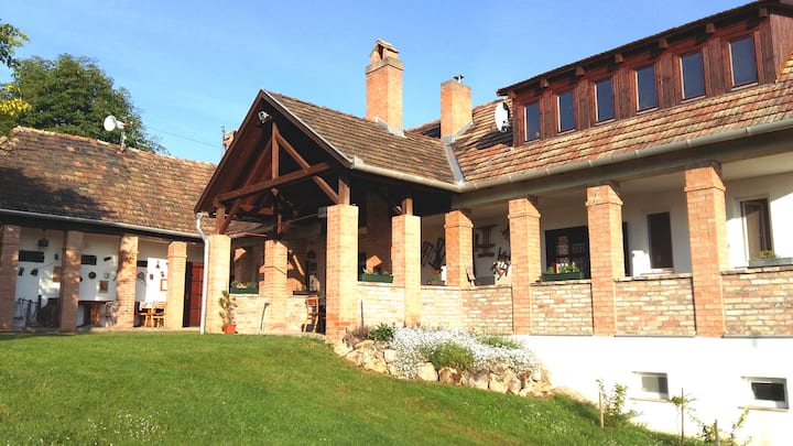 Small Village, Small Guest House, Wine And Relax I - Tata