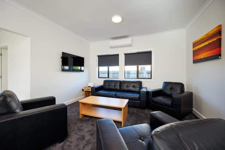 Central | Beach Nearby | Parking - Kk27622 - Kaikōura