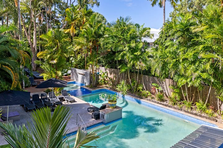 11 On The Reef - Port Douglas