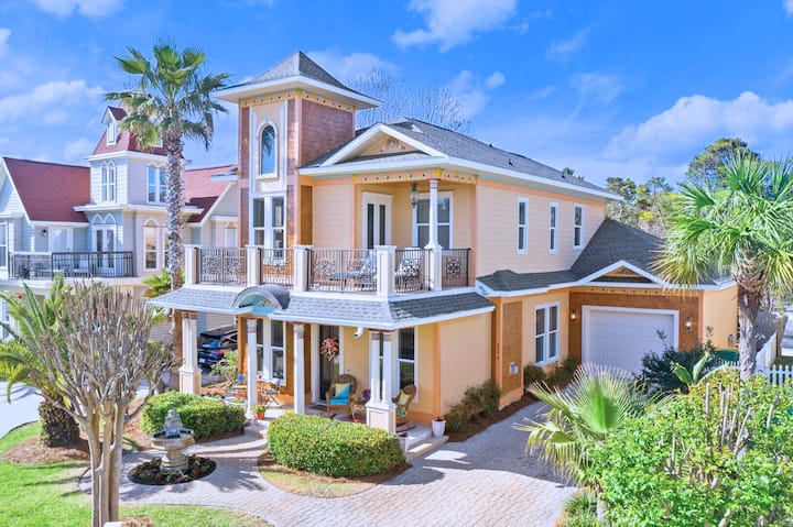Guest Favorite! Walk To Beach, Pool, Pet Friendly - Destin