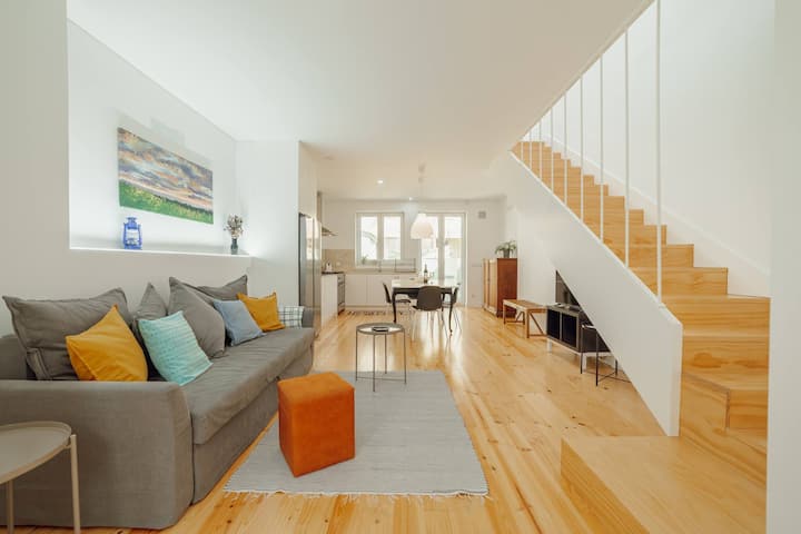 Modern Villa By Hosty - Oporto