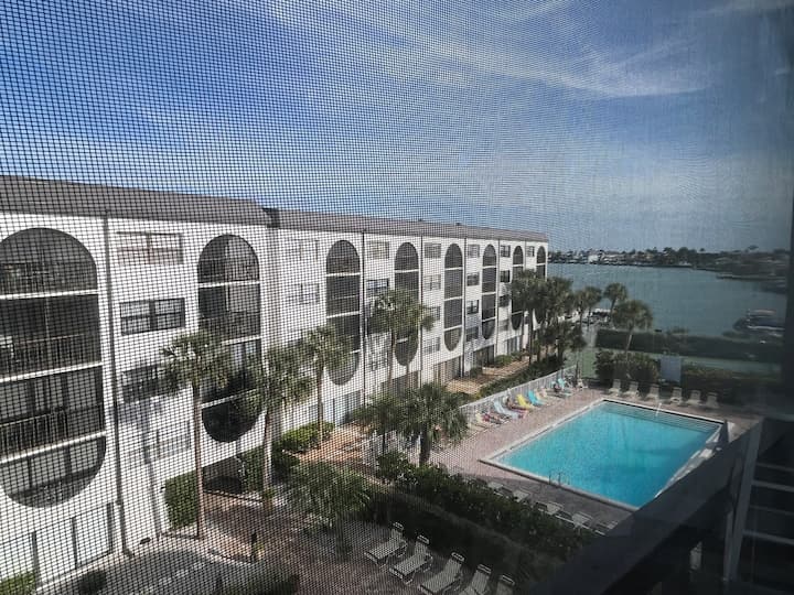 Anglers Cove E504 - Marco Island, FL