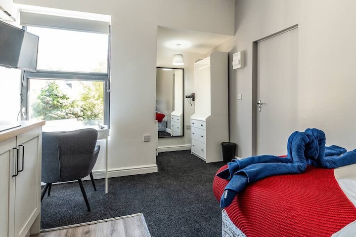 Nottingham City Centre Studio - Nottingham