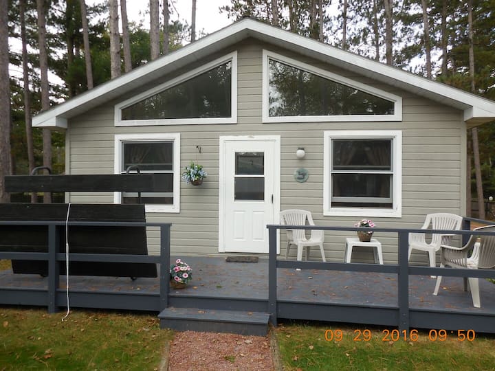 Duxbury - Cozy Cottage On Lake Minocqua - Minocqua, WI