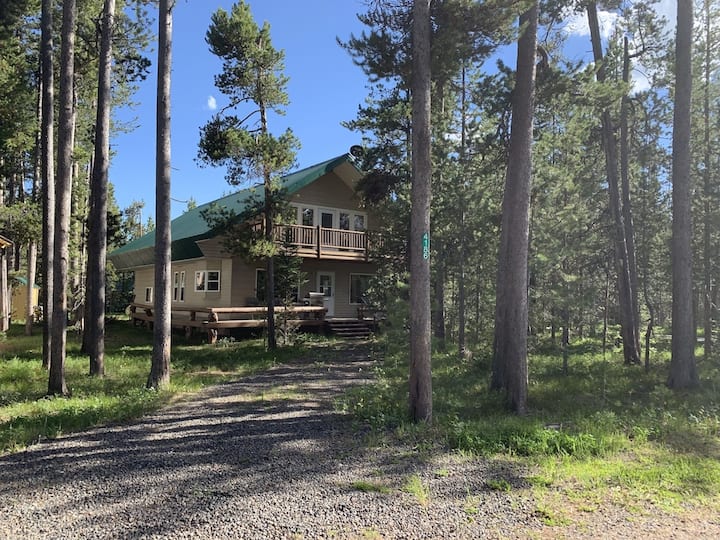 24 Miles To Yellowstone - Wi-fi ~ New Large Deck. - Island Park, ID