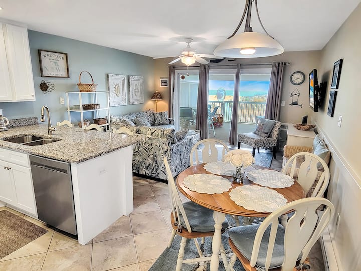 Beautiful Oceanfront Condo! Beachcrest 3 - Ocean City, MD