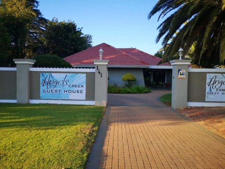 Single Room 4 - Welkom