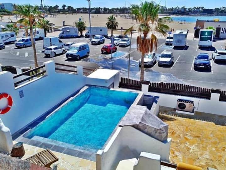 Fantastic House On The Beach - Caleta de Fuste