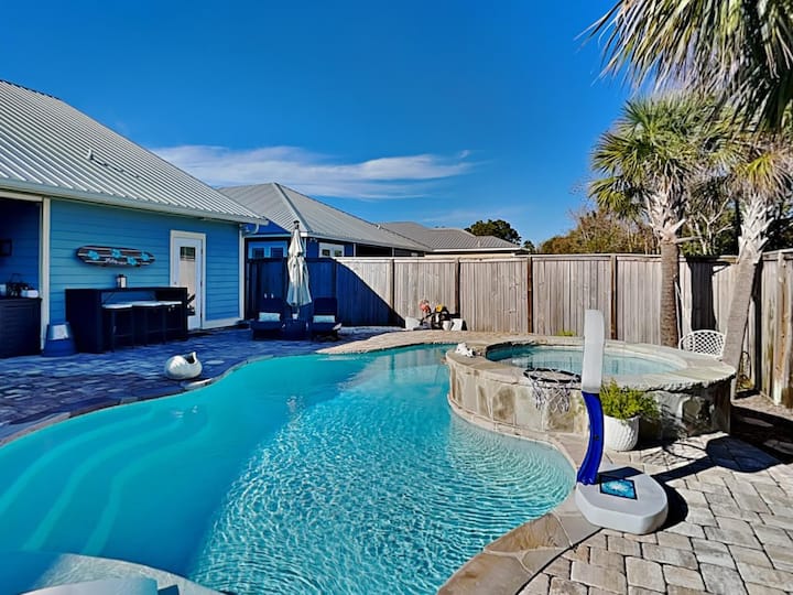 Beach House | Private Pool & Putting Green! - Panama City Beach, FL