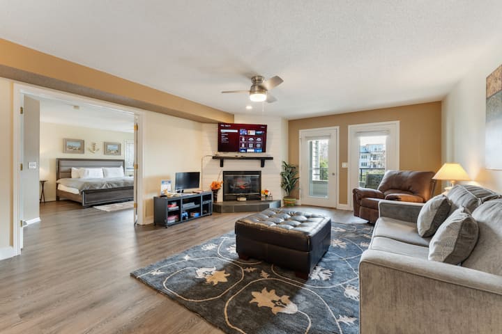 Dells Paradise - Families & Beach Lovers - Lake Delton, WI