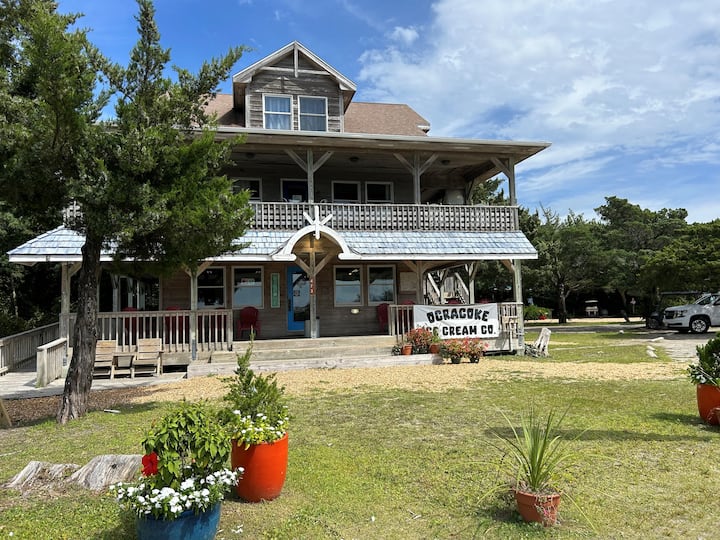 Ir24: Harbor Iii: Centrally Located With Views Of - Ocracoke, NC