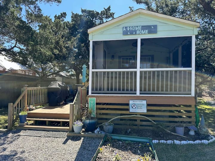 Sv35: A G-nome Home: Couples Retreat - Ocracoke, NC