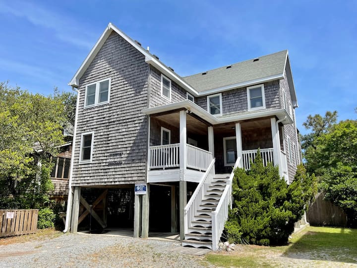 Ut21: Redbeard's Claim: Screened Porch - Ocracoke, NC