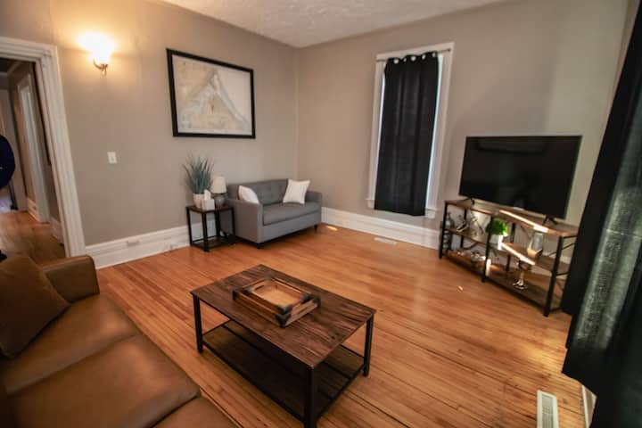 Mesaba Place 1a | Historic Condo - Duluth, MN