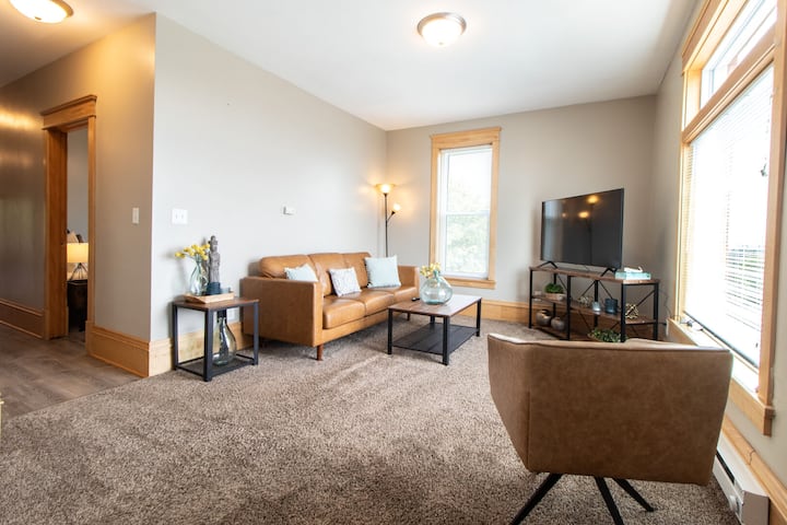 Mesaba Place 1b | Historic Condo - Duluth, MN