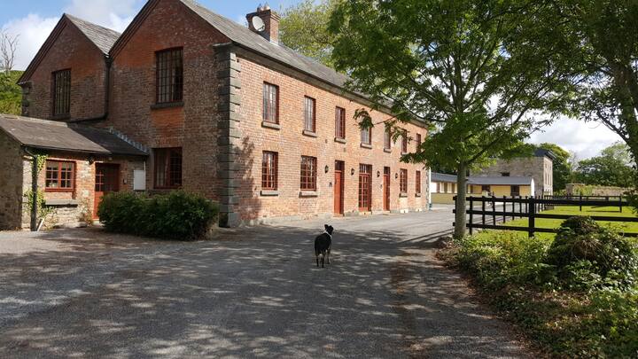 Hunters Lodge, Belline Estate - Carrick-On-Suir