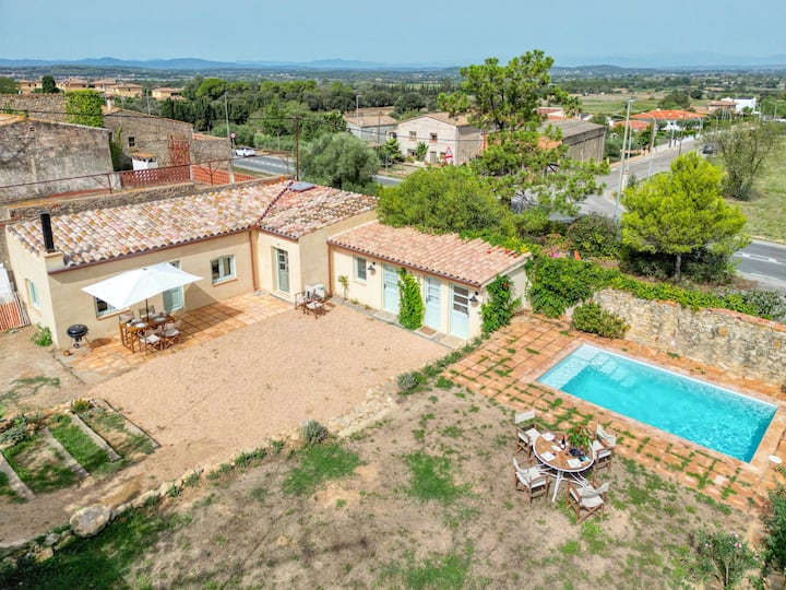 Can Buhito: Charmant Appartement Avec Piscine à Pa - Llafranc