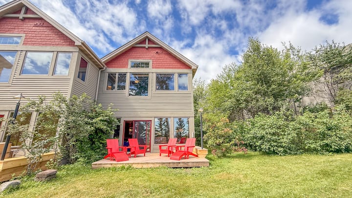 Cliffhouse 675 Luxury Townhome In Lutsen - Lutsen, MN