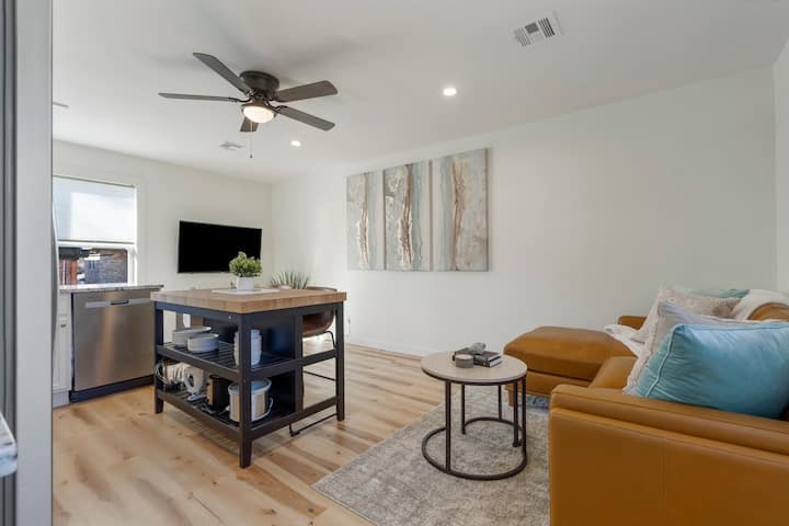 Elevated Pad @ Cherry Street - Tulsa, OK