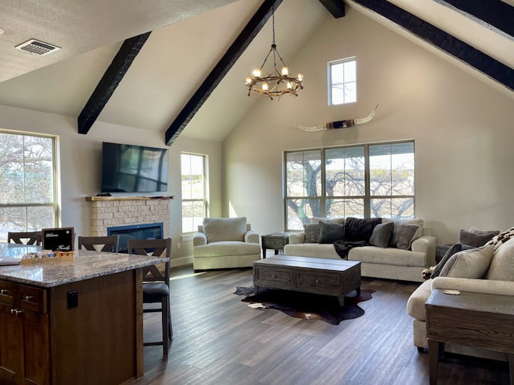 Hiking Delight-premier Escape @ Twin Canyons Ranch - Glen Rose, TX