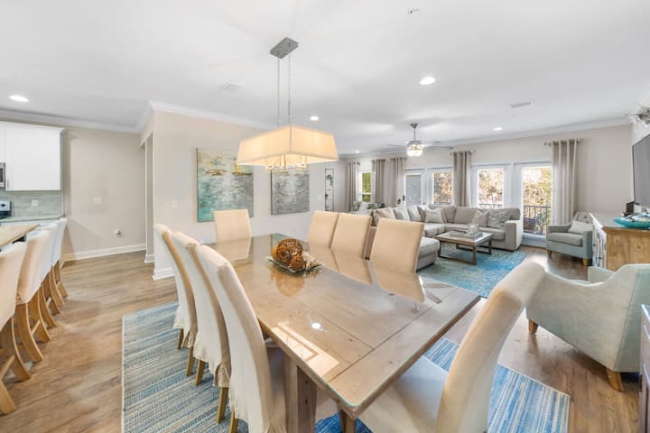 Luxury 5br Miramar Townhome | Walk To Beach + Pool - Miramar Beach, FL