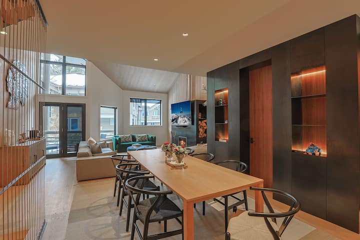 Rmr: Luxury Slopeside 3 Br Plus Bonus Bunks - Teton Village, WY