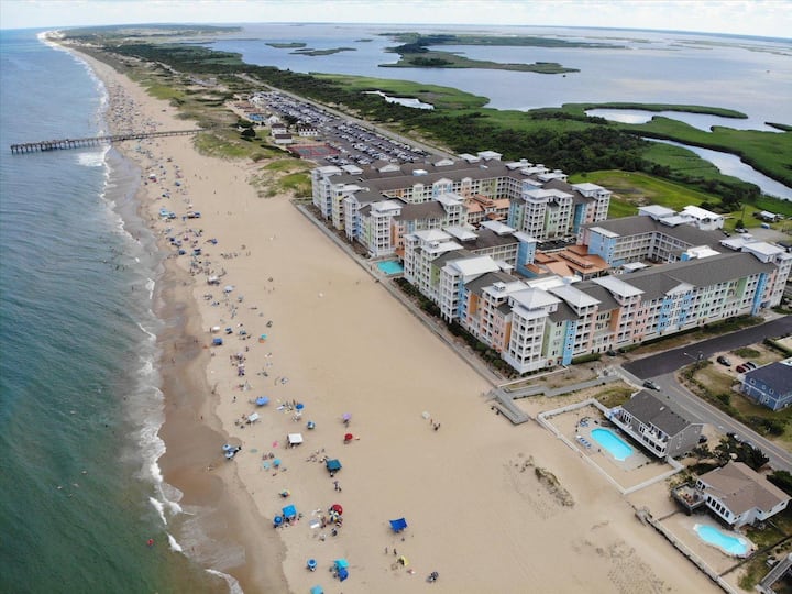 Lovely Poolside Condo In An Oceanfront Building! - Sandbridge Beach, VA