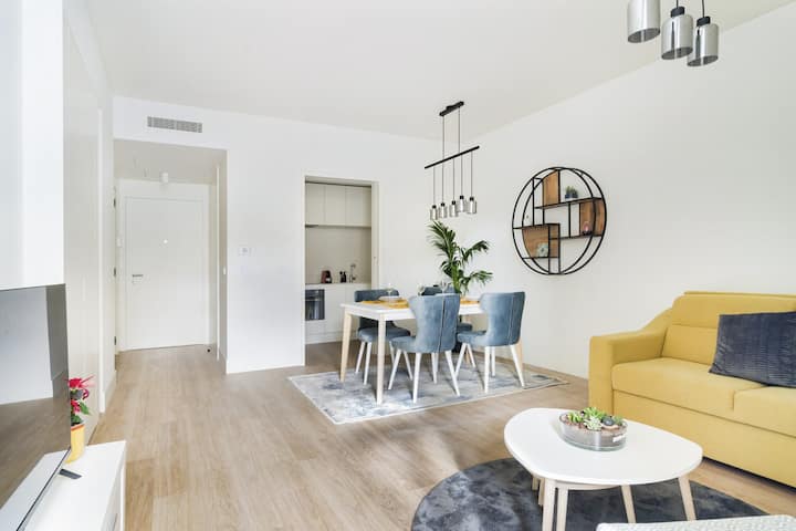 Modern Apartment With Balcony In Lisboa - Lissabon