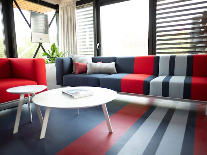 ÉLégant Circuit View Lodge - Zandvoort