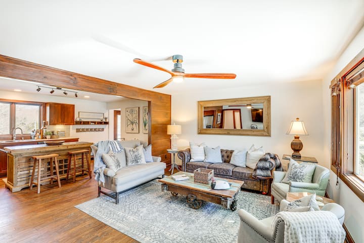 Beautiful Blowing Rock Home W/ Private Deck! - Blowing Rock, NC