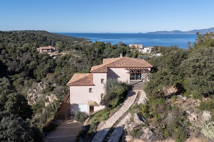 L'orangeraie De Portigliolo - Vue Mer, 4 Chambres - Serra-di-Ferro