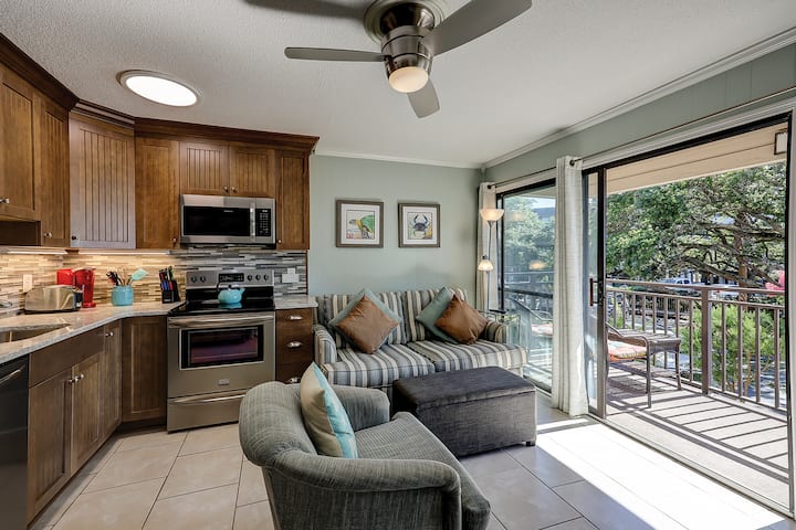 Sunset Rentals | Seaside 160 - Hilton Head Island, SC