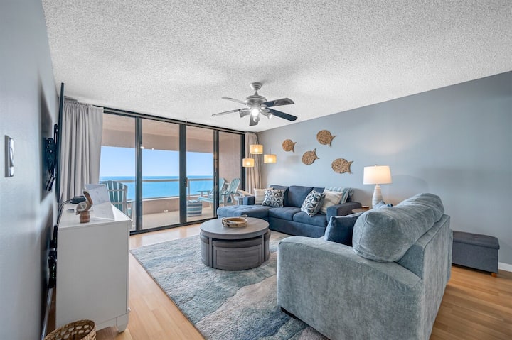 Cbc 1-10b –Gulf Front Beauty With Pool! - Clearwater Beach, FL