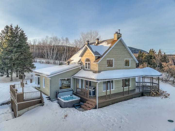 Retraite Inoubliable | Spa & Vue Sur Le Fleuve - Baie-Saint-Paul