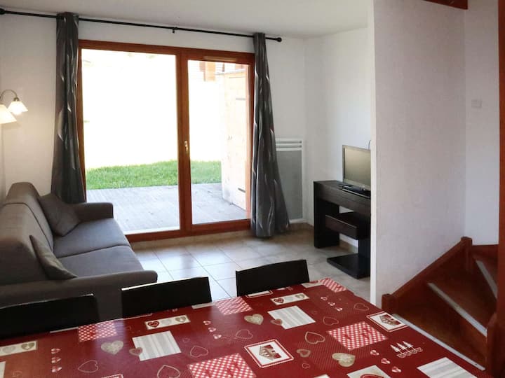 Chalet Skis Aux Pieds Aux Orres Avec Piscine - Les Orres